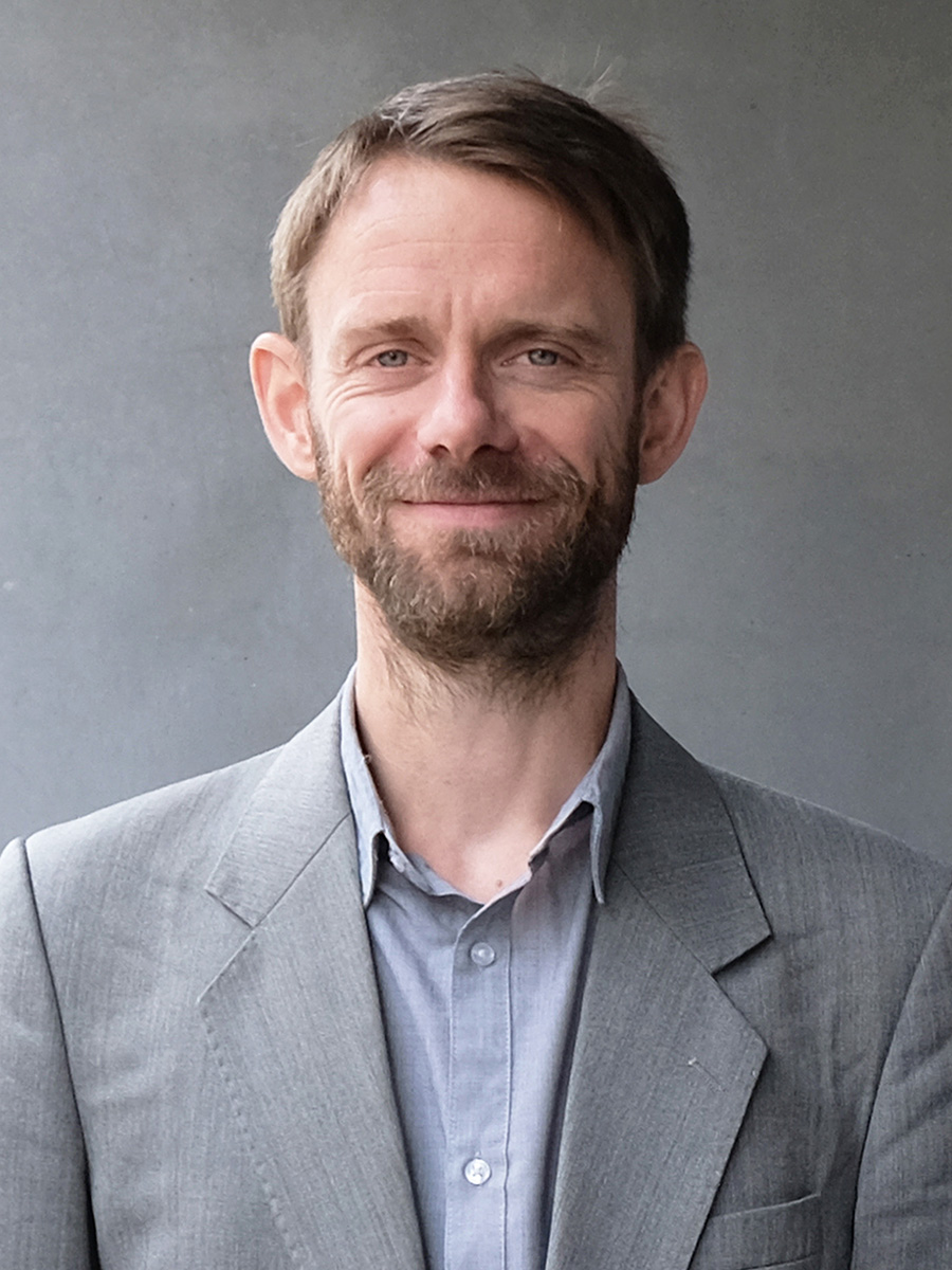 Team – Neil Collins – Business English – Coaching & Training